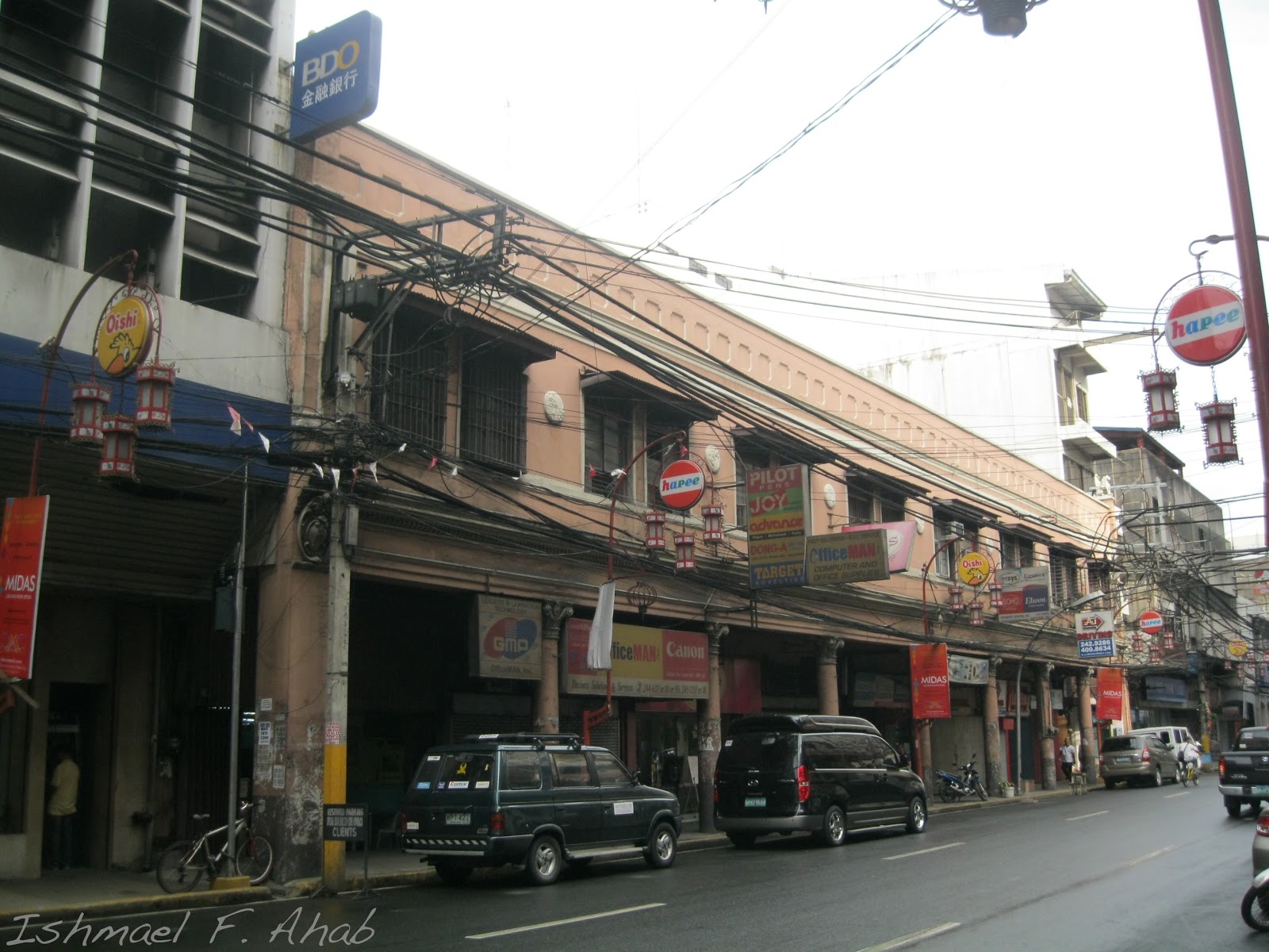 A Walk through Quintin Paredes Street |Filipino Sojourner