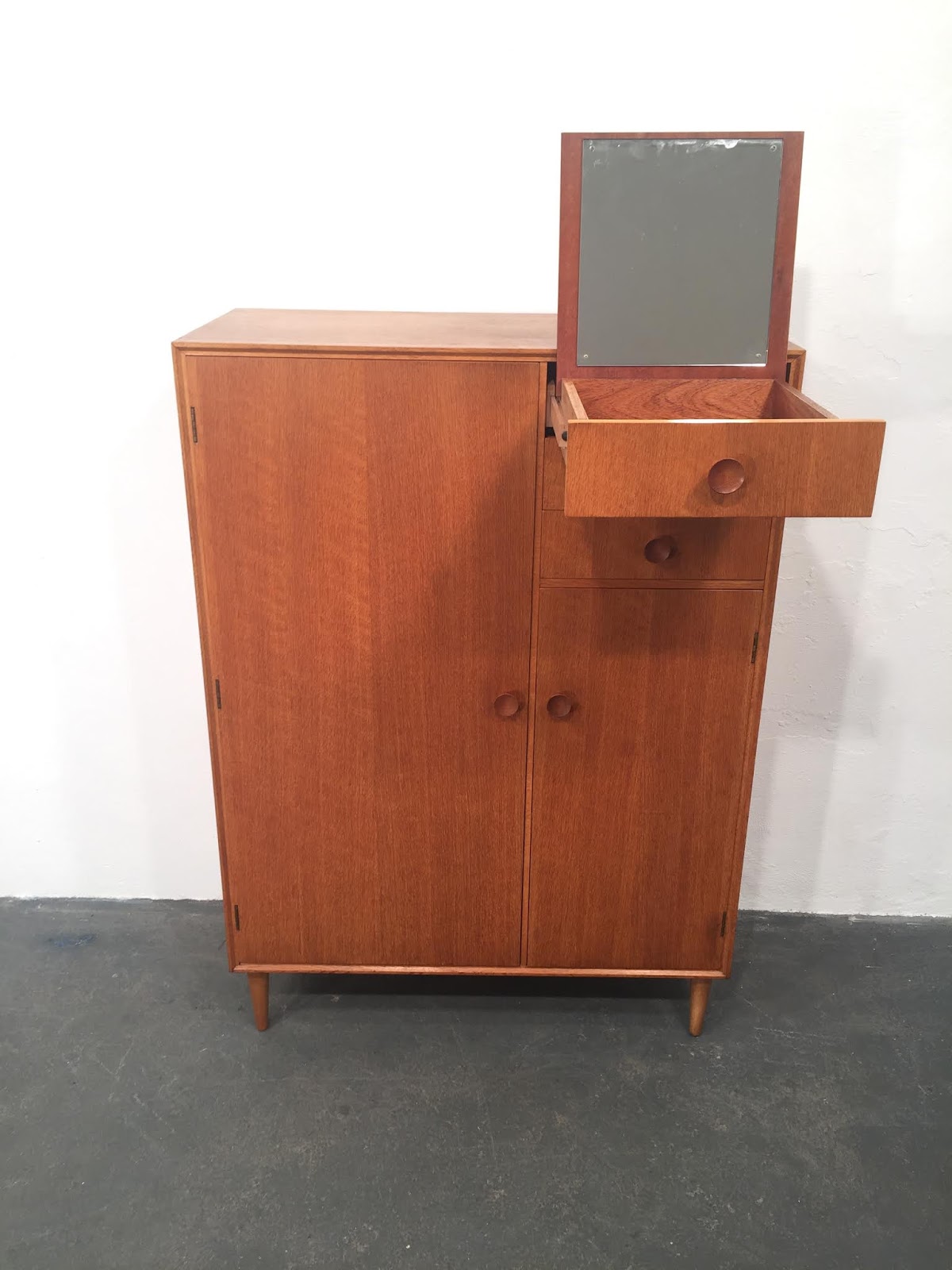 Vintage Furniture Ireland OCD: Mid Century Meredew Gentleman's Wardrobe ...