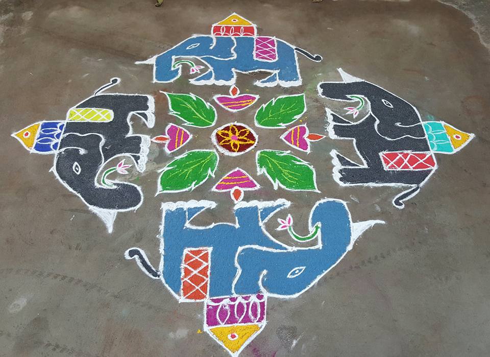 TELUGU WEB WORLD: FOUR COLORS DECORATED AMBARI ELEPHANTS WITH PUJA ...