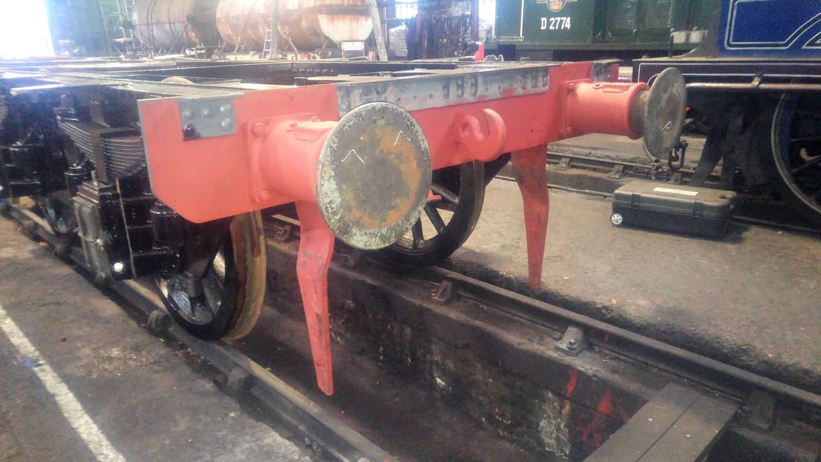 5025 The oldest surviving LMS Black 5: Tender progress 28.12.18