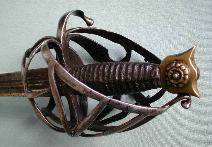 LA SPADA SCHIAVONA, TUTTO QUELLO CHE NON TROVATE IN WIKI