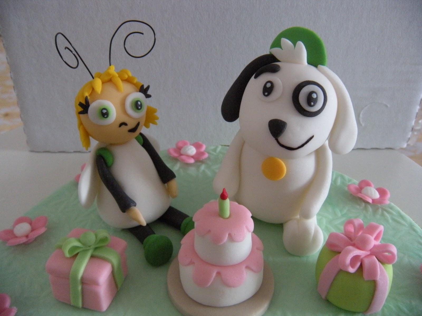 Sami Cakes: Topo de açúcar Doki Discovery