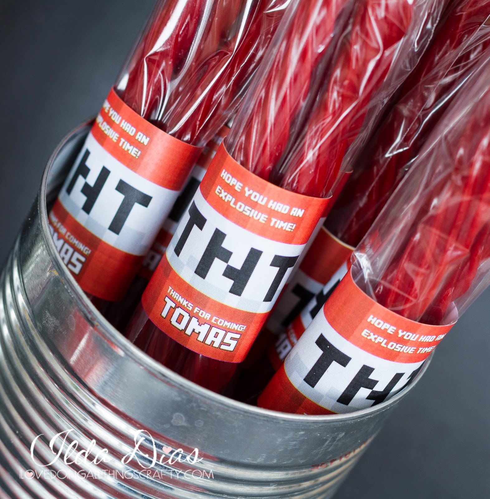 I Love Doing All Things Crafty: Minecraft Dynamite - DIY Party Favors