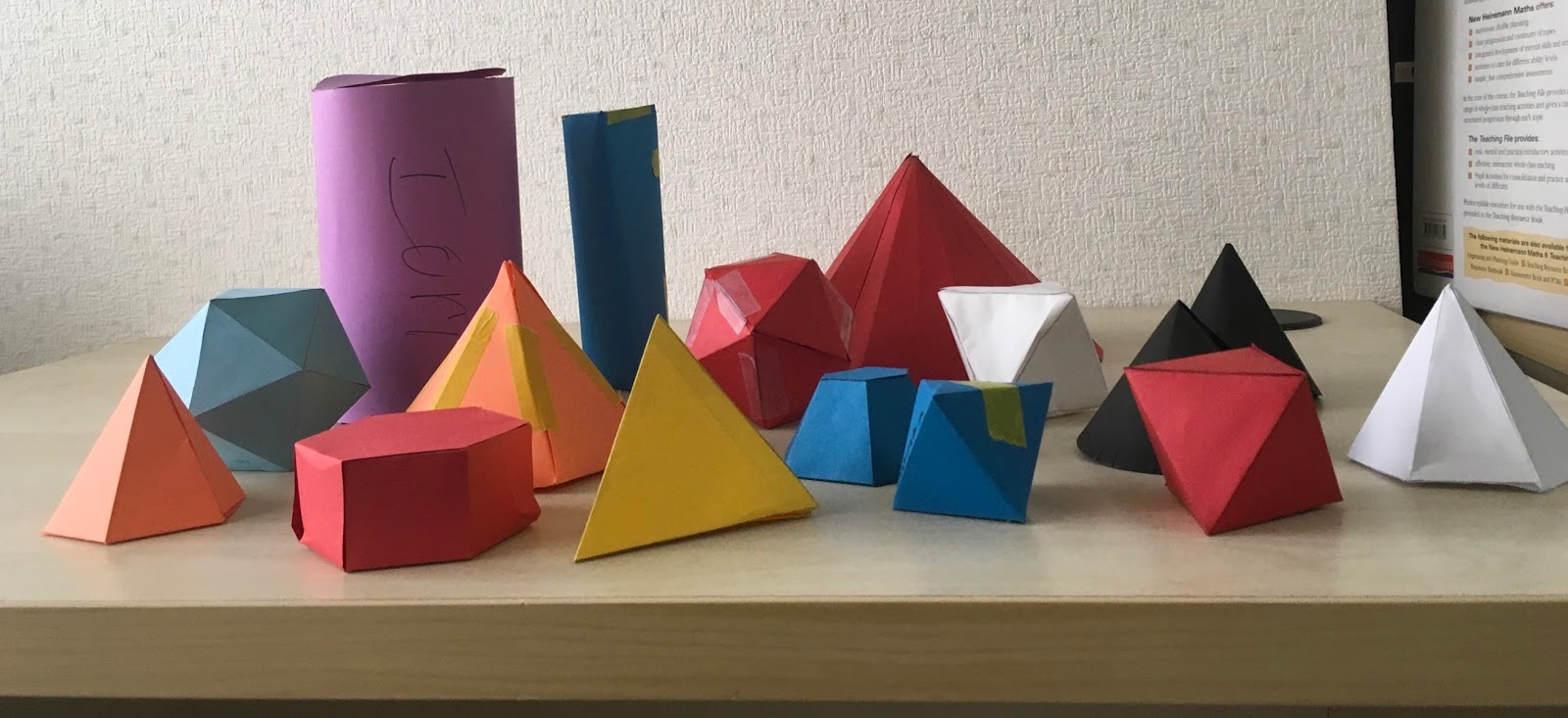 Puzzles and Figures: 3D Paper Models