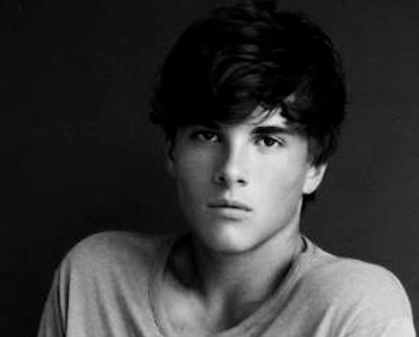 Red Mug, Blue Linen : 427 Only Avenue