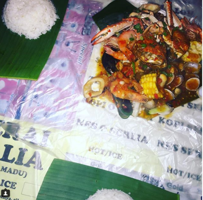 Honey Looi: MAKAN: SHELL OUT @ Kg Baru KL