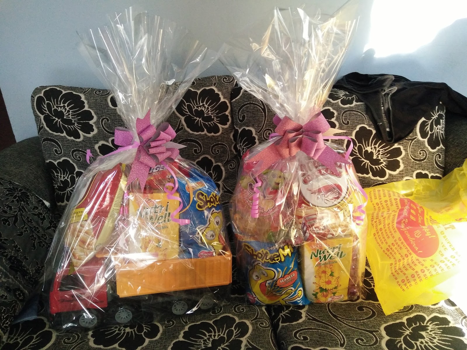 A HENNA ARTIST'S DIARY