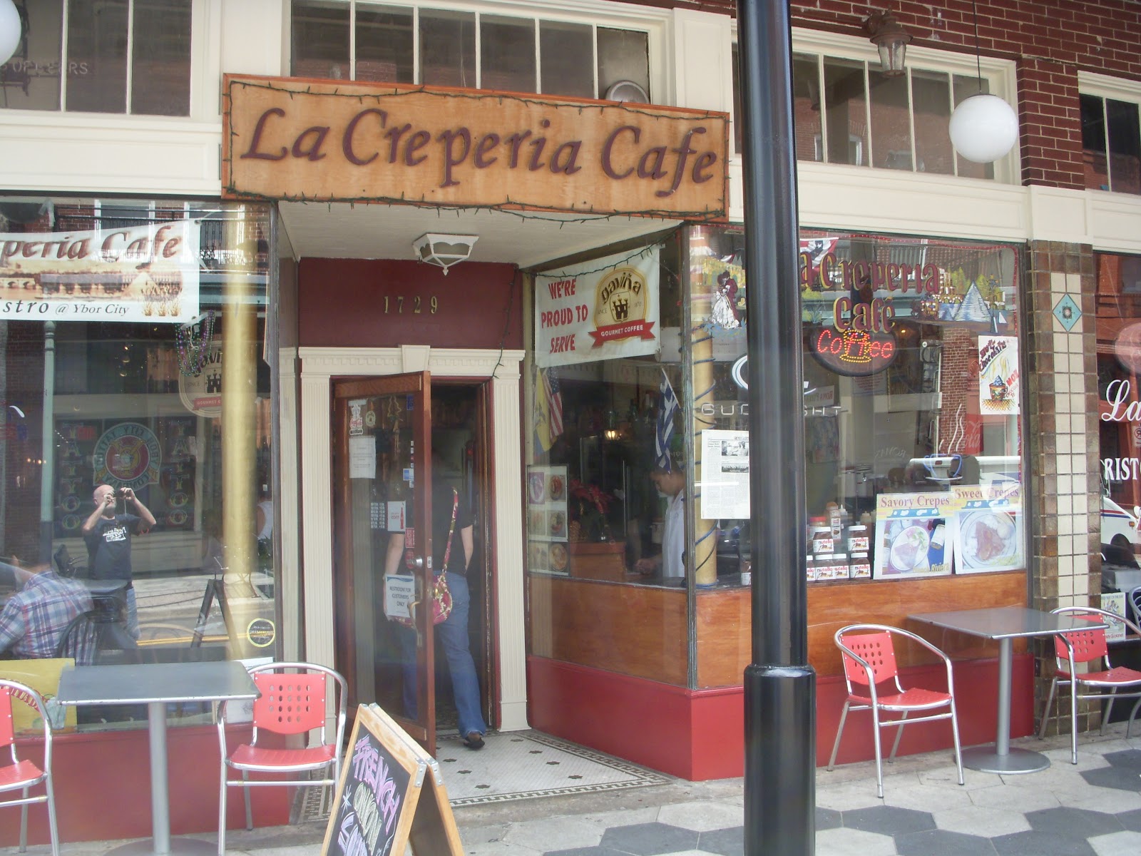 Bistros of Brandon: Ybor City Distraction: La Creperia Cafe