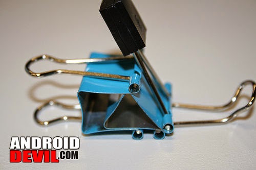 androiddevil: Membuat Dudukan Smartphone Menggunakan Binder Clips