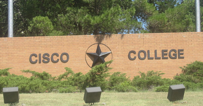 Cisco College Awarded after Switching to LED Lights - LED news