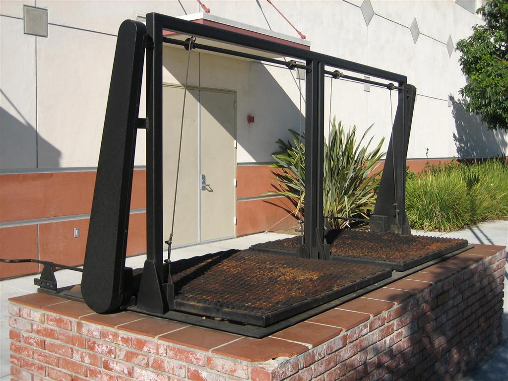 BBQGuam: Santa Maria Style BBQ Pits