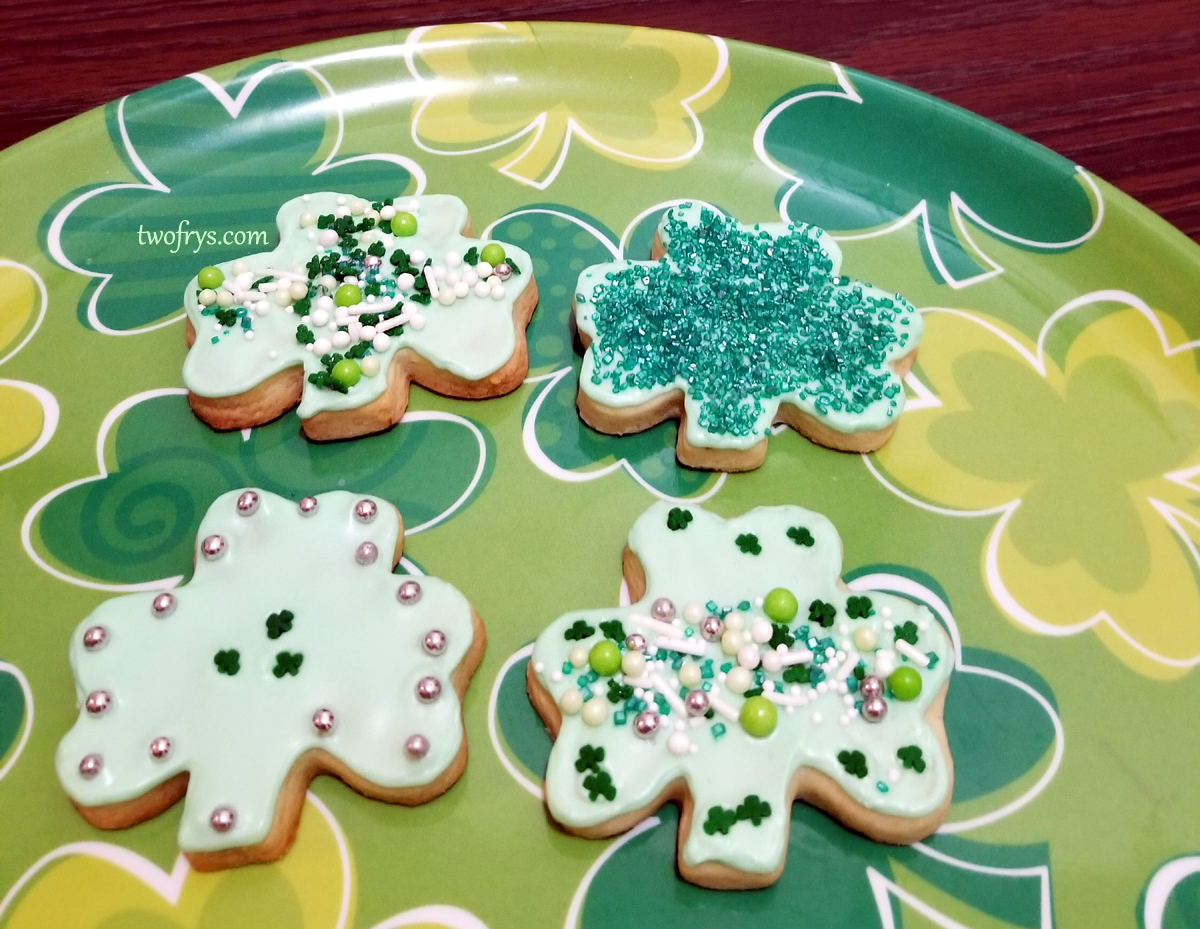 Two Frys: Key Lime Shamrock Cookies