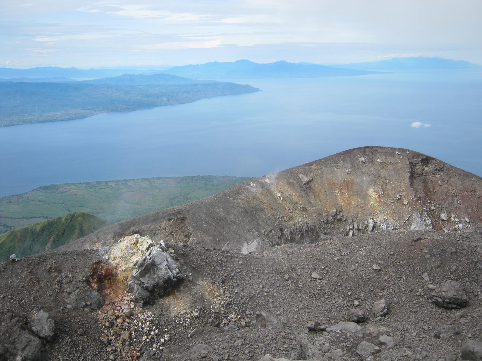 Mountain Goat: GUNUNG SANGEANG (sangiang)