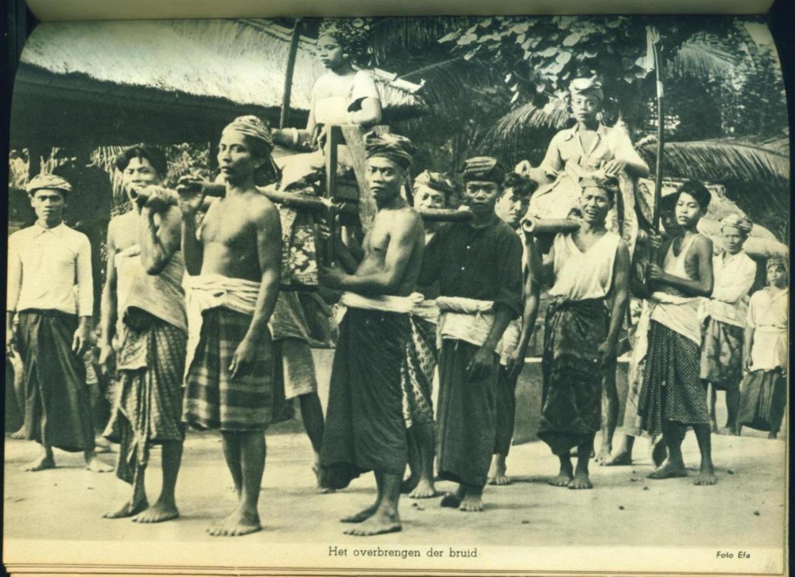 Koleksi Tempo Doeloe: Bali tempo doeloe, masih di jaman kolonial Belanda.