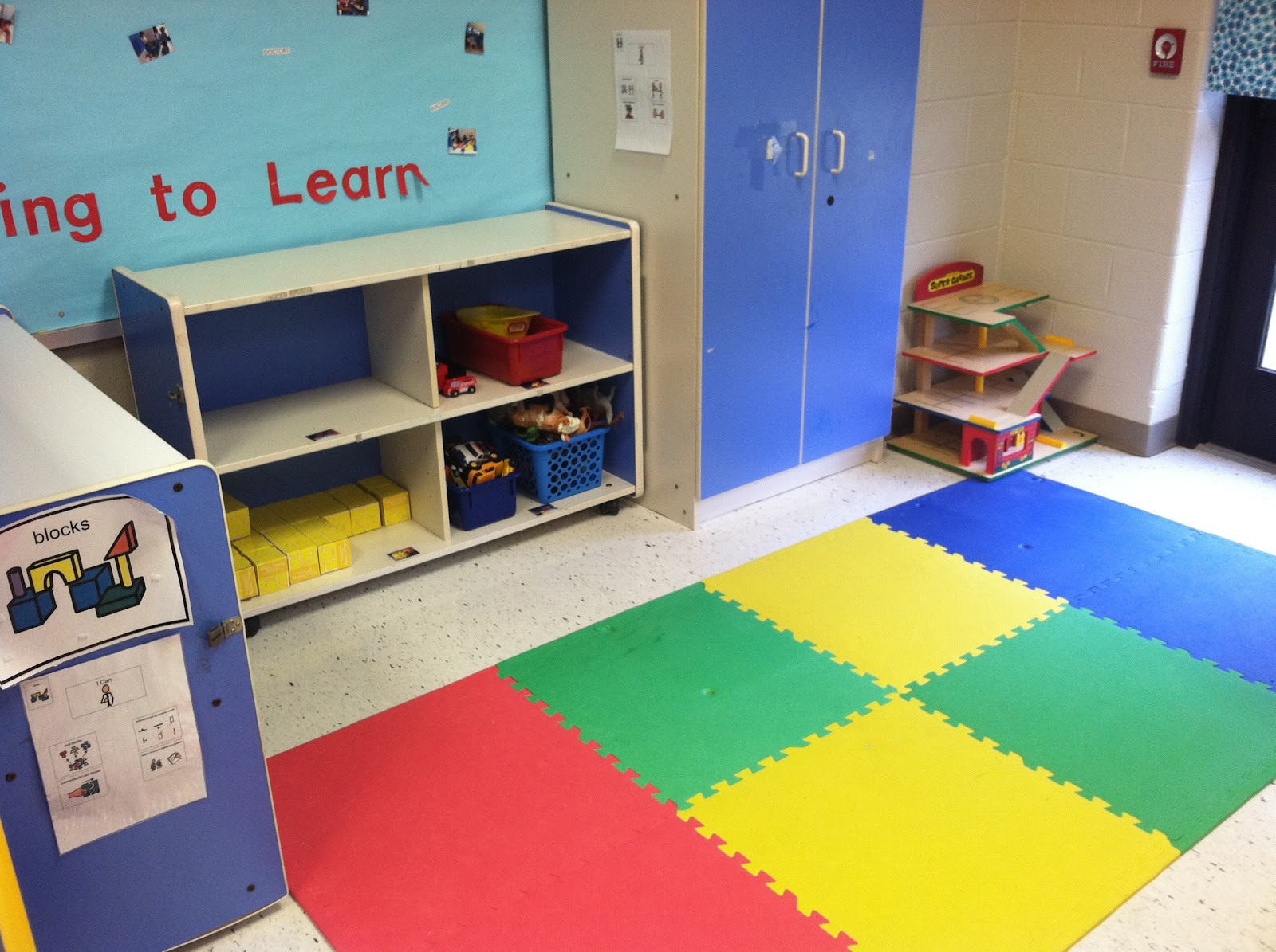 Teaching PreK Yr1: Tiring, Messy, Crazy...AMAZING!: Extreme Classroom ...