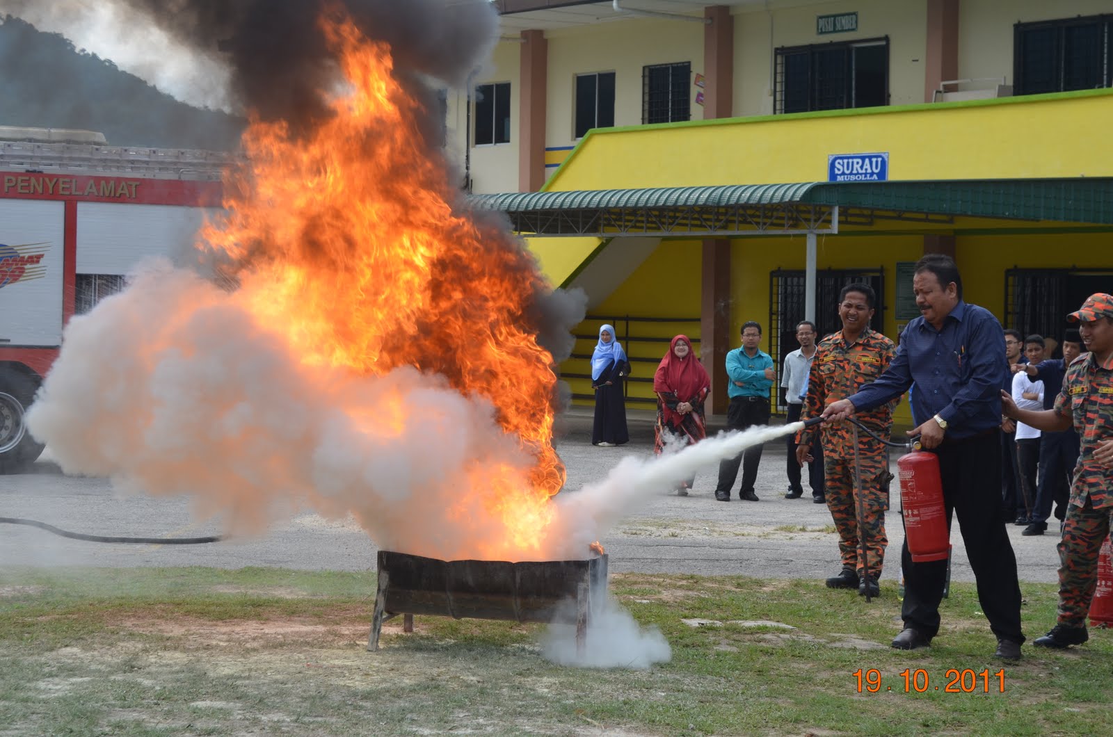 guru oh guru: Latihan Kebakaran