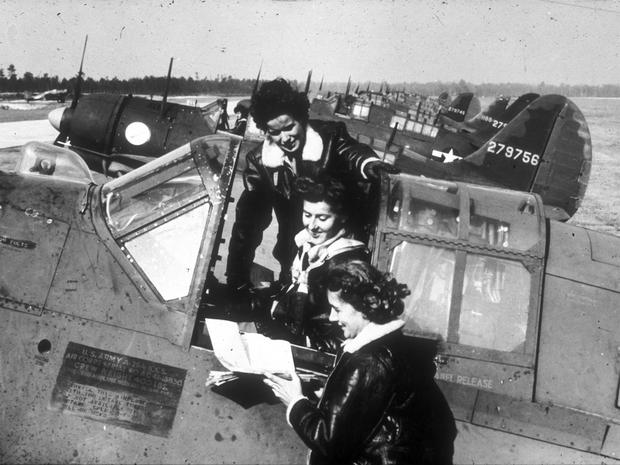 Heroes, Heroines, and History: BOOK GIVEAWAY AND WASPs – WORLD WAR II ...