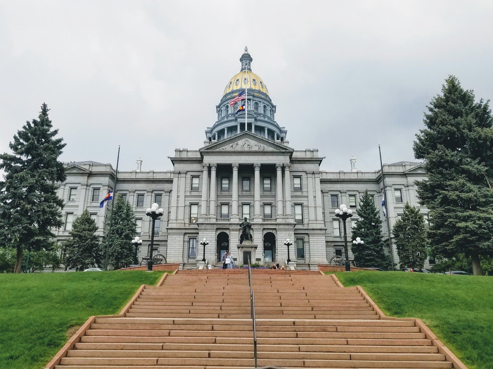 Mille Fiori Favoriti: Colorado State Capitol Tour