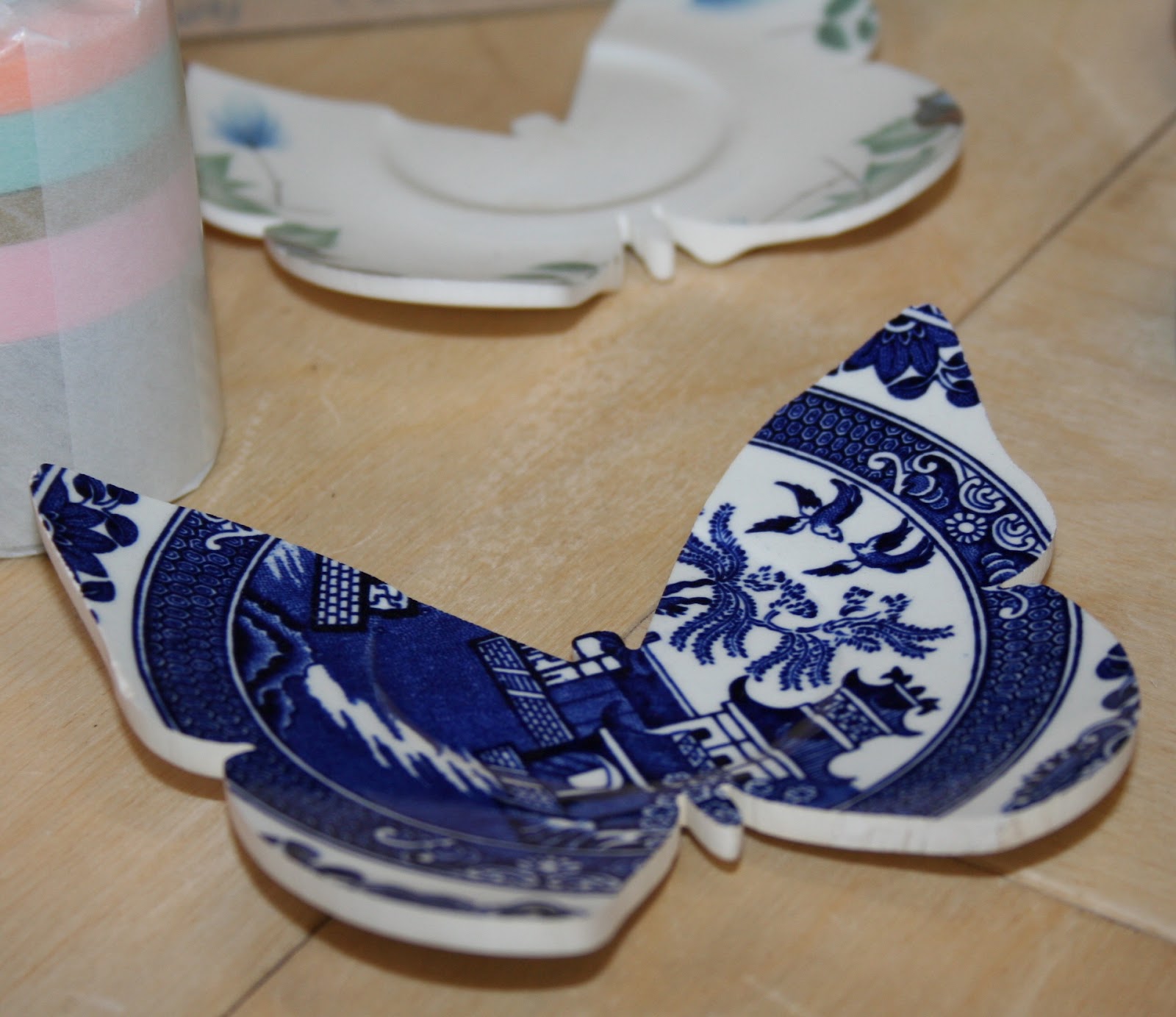 Schmoozemuse: China Butterflies