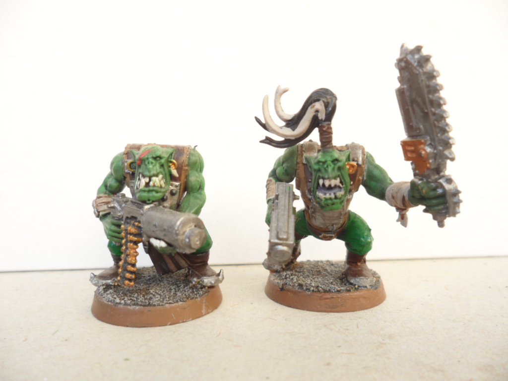 Painted Miniatures: Warhammer Miniatures- Orcs 40k Orcs Boys Mob