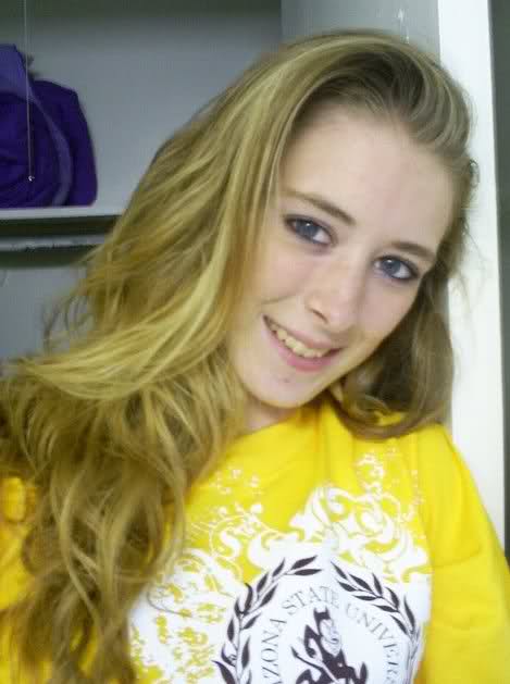 Elizabeth Hawkenson, Mahasiswi 18 Tahun Yang Jadi Bintang Flm Porno | Kabar Anehx