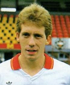 gombfocikepek.blogspot.com: KV Mechelen 1987-88