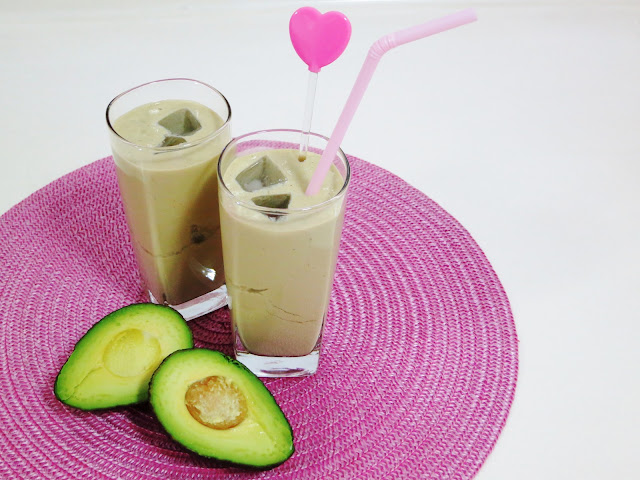 PinkyPiggu: Avocado Gula Melaka Smoothie & Dessert ~ Recipes Included!