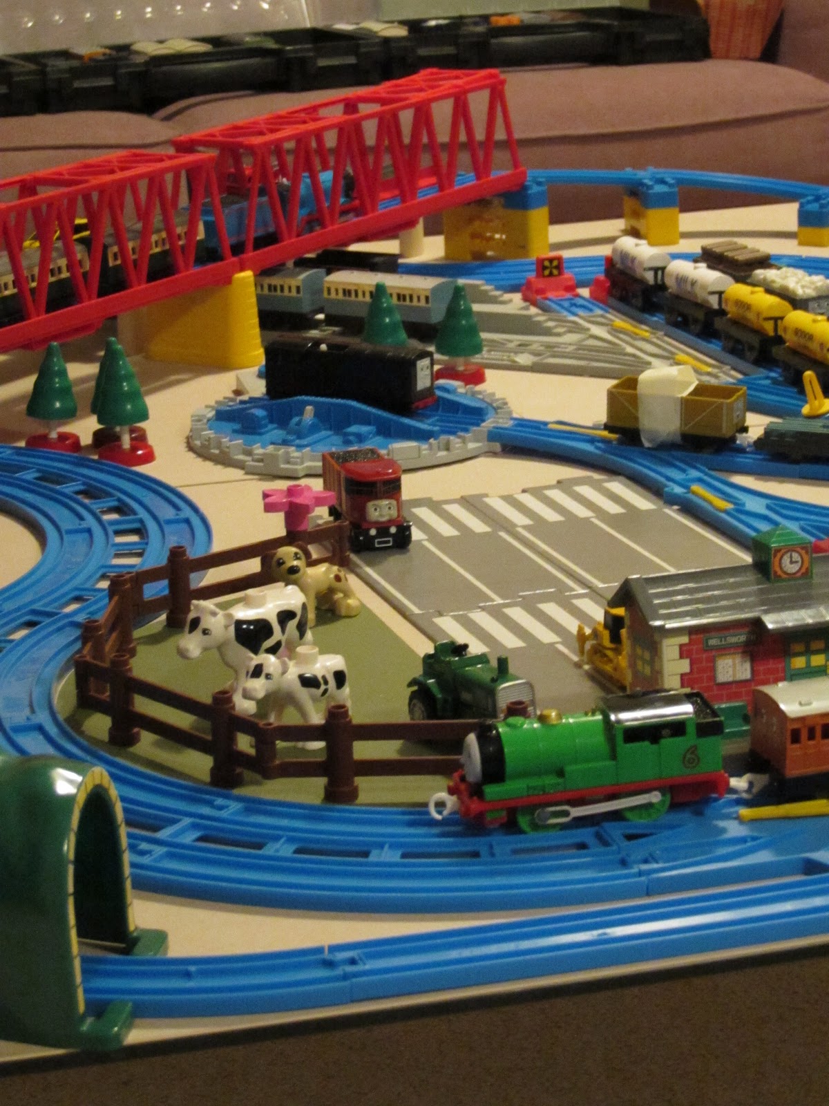 PLARAIL UK Central: Table Top PLARAIL Layout 2