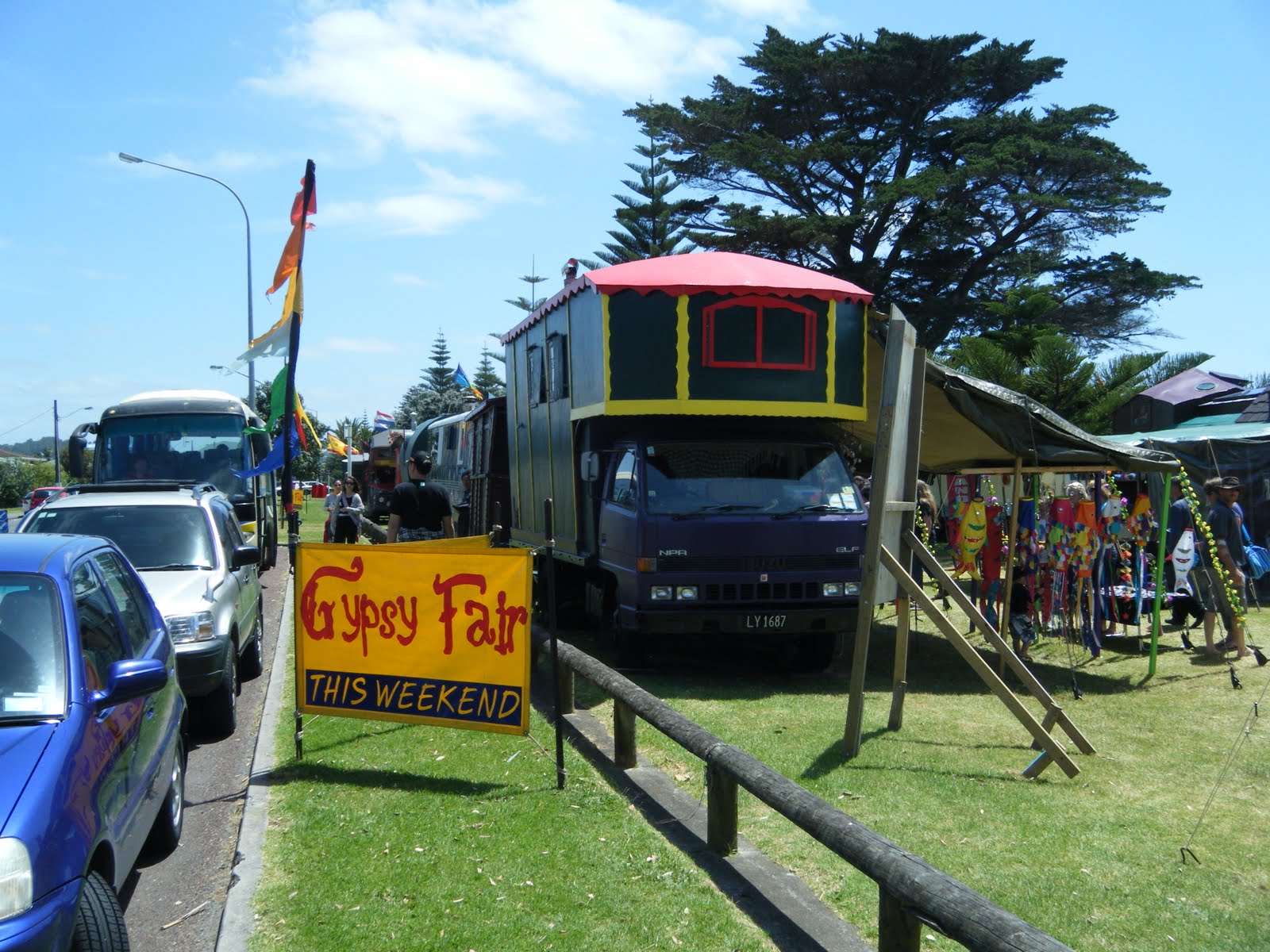 Nonnie's Blog: Gypsy Fair at Orewa (North of Auckland, New Zealand)