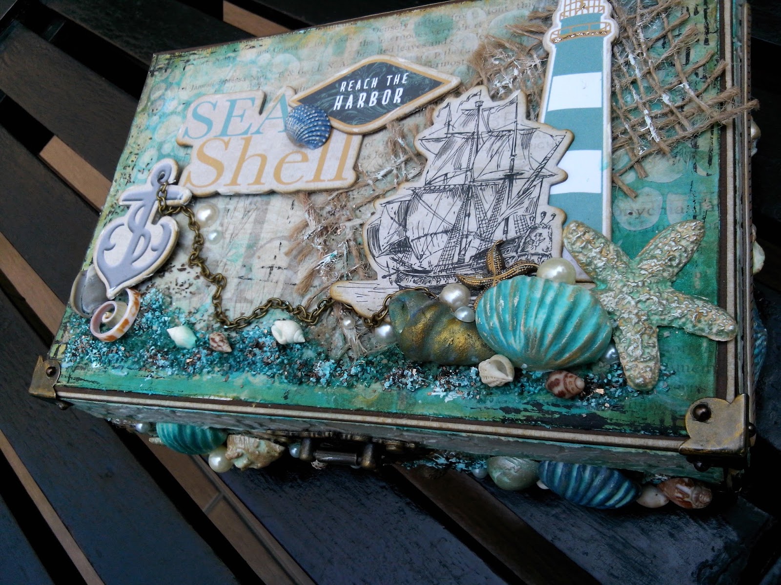 A Space of My Art: SUMMER MEMORIES ALBUM WITH BOX