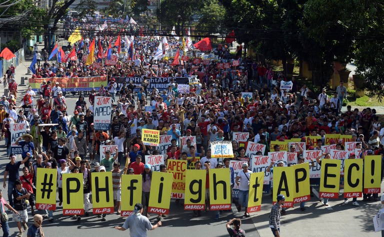 BLOG: Anti-APEC protesters in Manila clash with police