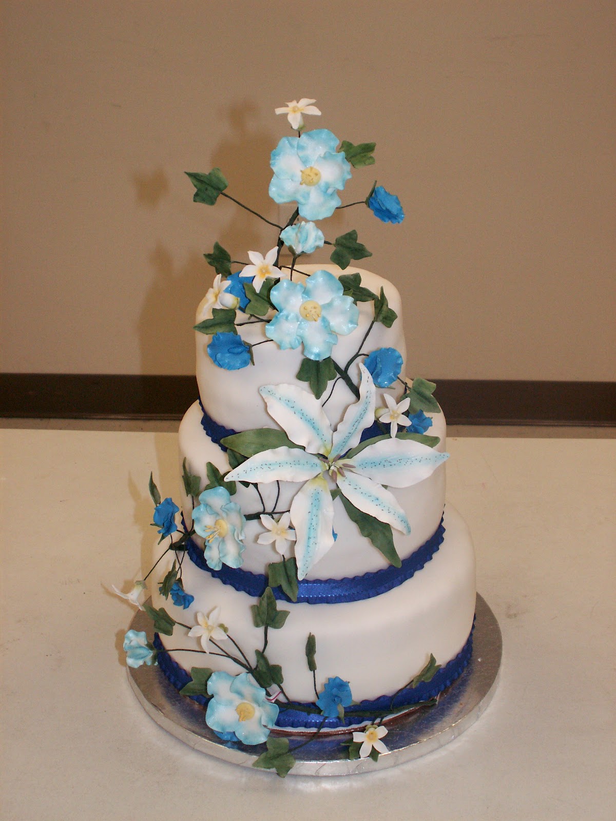 Cake Decorating by Sonia: March 2012 - Tall Cakes Class - Final Cakes 2 ...