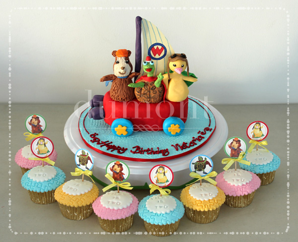 Dumont Cake: Wonder Pets cake & cupcake