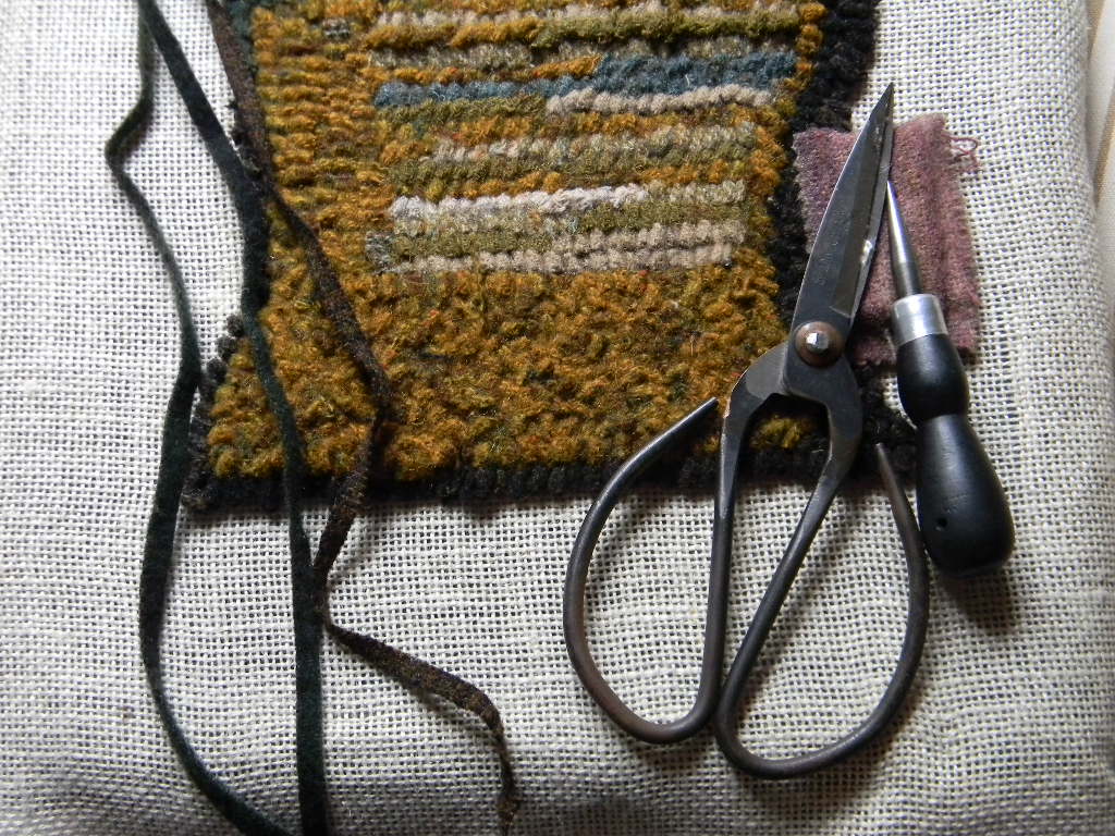 Notforgotten Farm : ~ Rug Hooking for Dummies