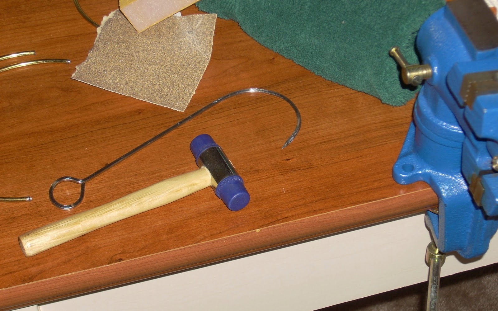 HeartSong Studio: HeartSong Studio's Weaving Spool Rack