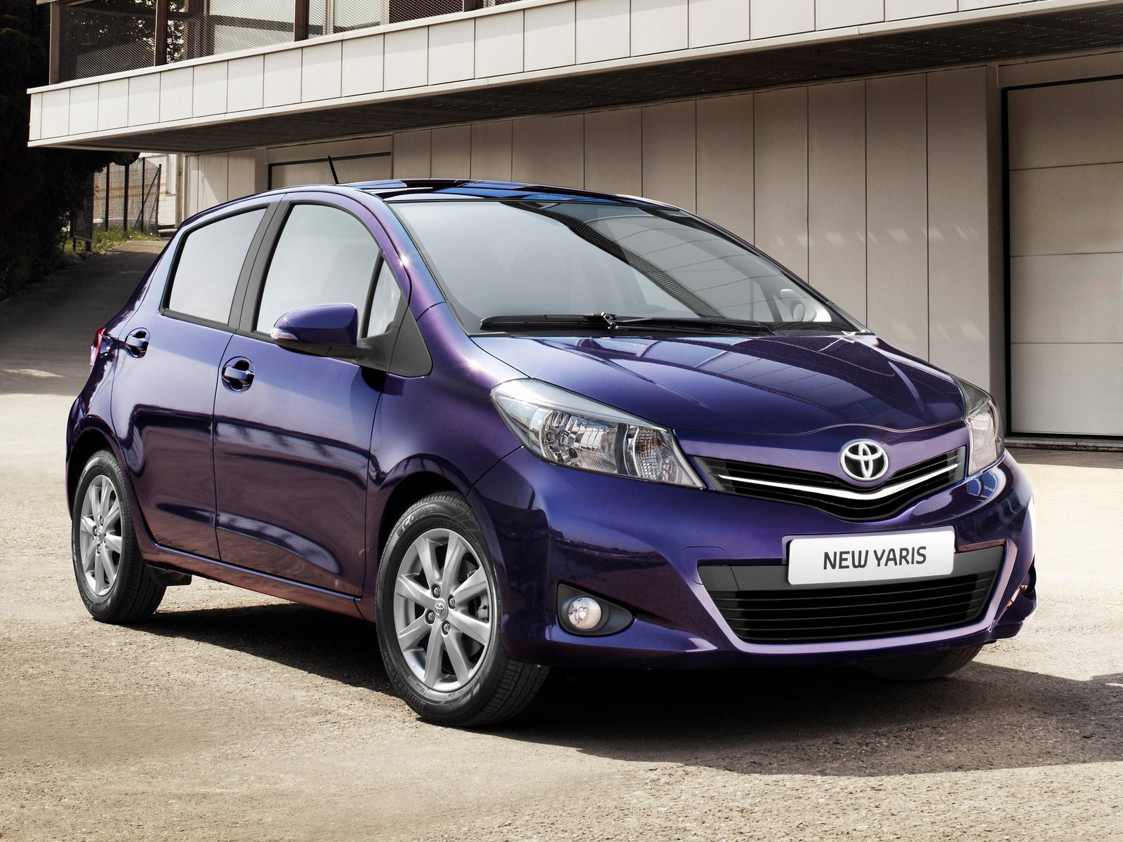 2012 TOYOTA Yaris japan automobiles photo