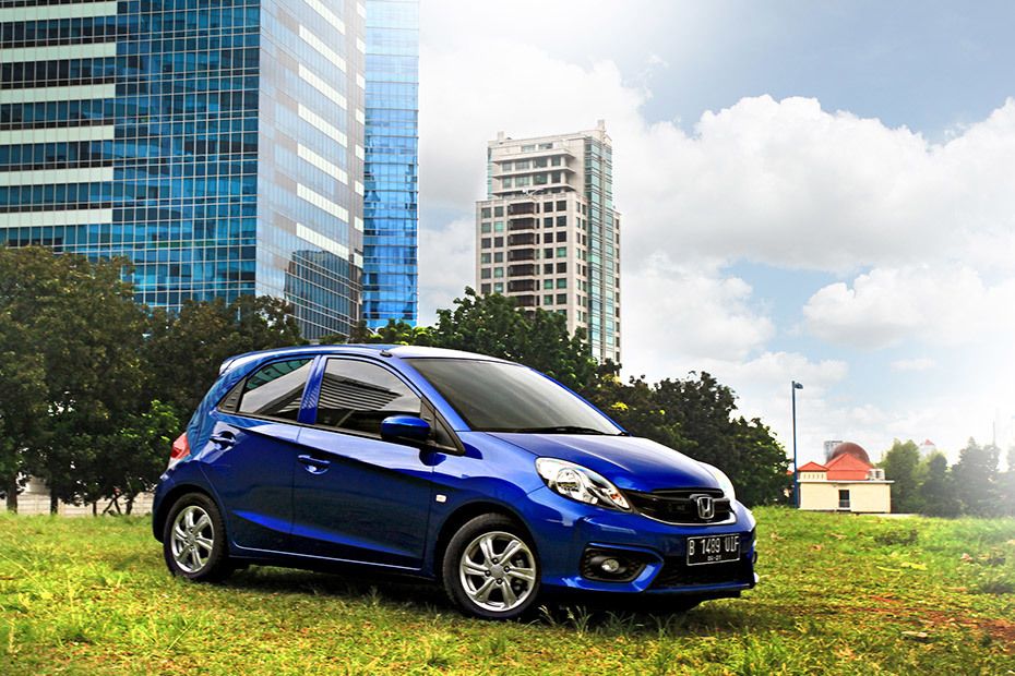 Untuk artikel saya kali ini akan membahas tentang Review Honda Brio ...