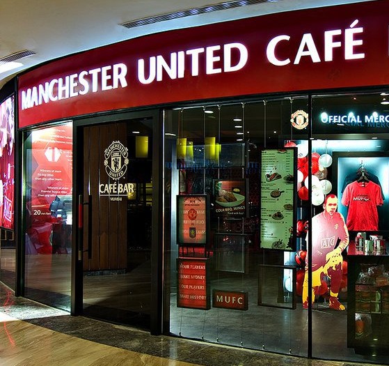 iEbrahIMred™: The RED'elicious Evening @Manchester United Cafe