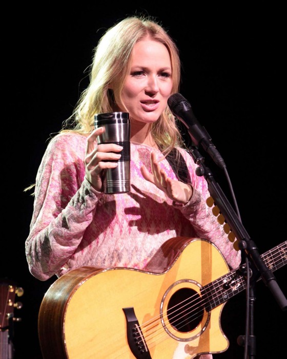 cleveland854321: A NEW ALBUM RELEASE FROM JEWEL KILCHER