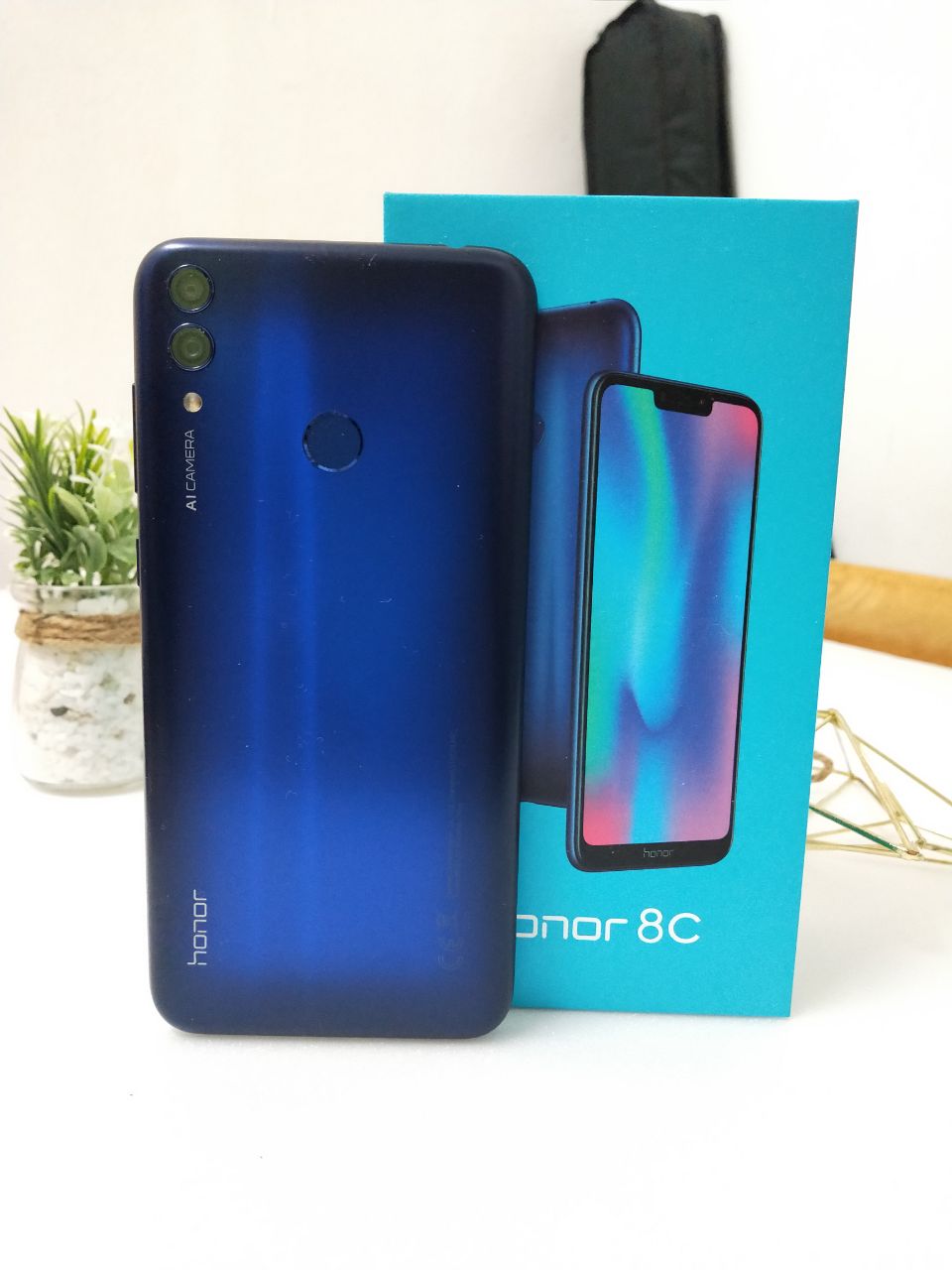Reasonable Honor Smartphone - Honor 8C