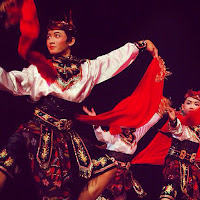 Tarian Nusantara: tarian nusantara "tari REMO"