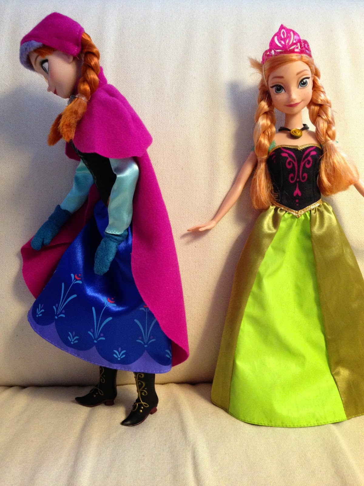 Cute and Cool Today: Mattel Anna and Elsa doll review!