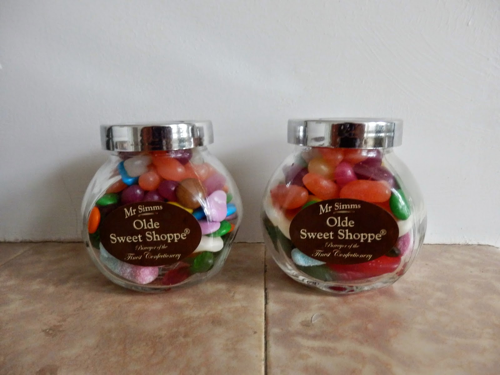 doyounoah: Mr Simms Olde Sweet Shop Review