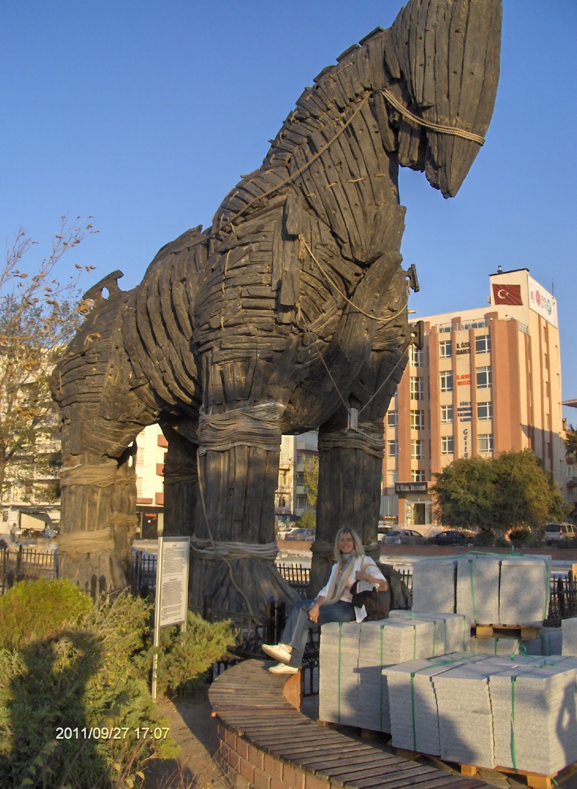 RESİM-ART: TRUVA ATI ...( TROYA HORSE ) ... ÇANAKKALE