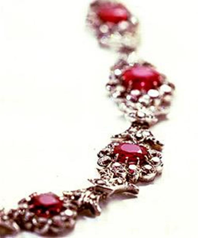 identi chiC* ! ! !: De leyenda: las joyas de Eva Perón