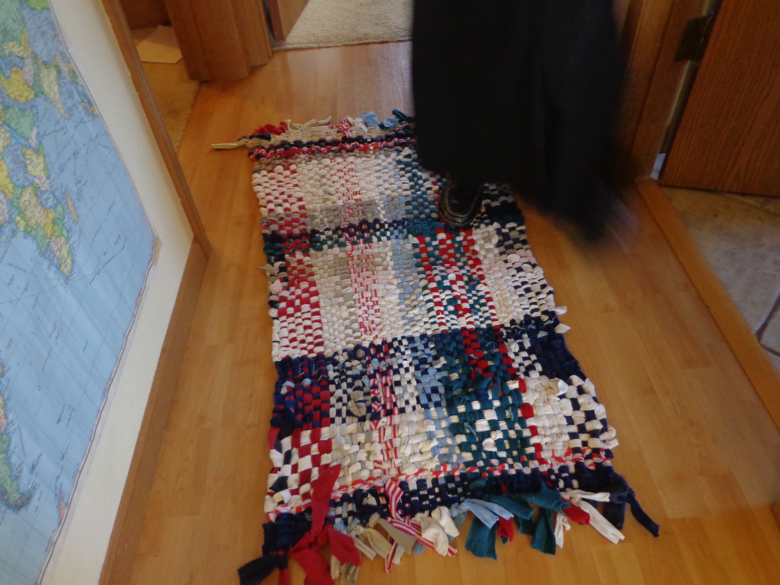 Proverbs 31 Living: A Rectangular Woven Rag Rug for October