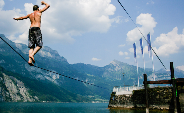 Mengenal Olah Raga Extreme Slackline | MOJO LINE
