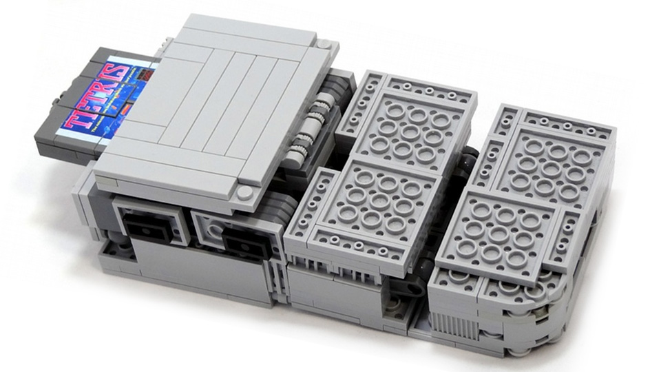 Lego + Game Boy + Transformers = ... | Drôle de GeeK