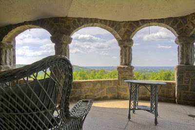 Southgate Residential: On the Market--A Southern Castle