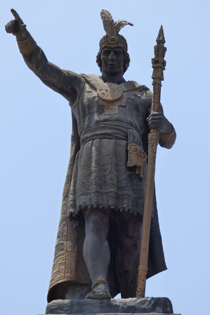 EL HOMBRE Y SU HISTORIA